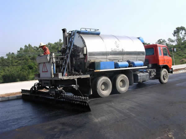 Asphalt Distributor Truck | Asphalt Distributor Manufacturer | Gaoyuan