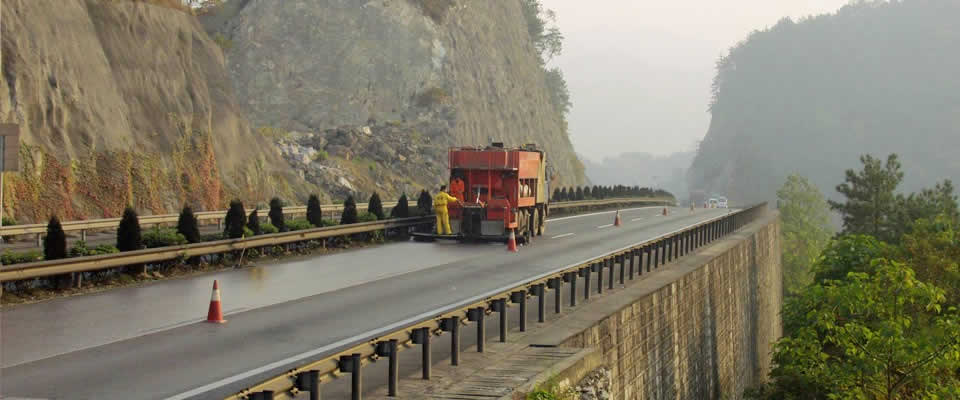Slurry Paver | Pavement Overlay Microsurfacing Treatment | Gaoyuan ...